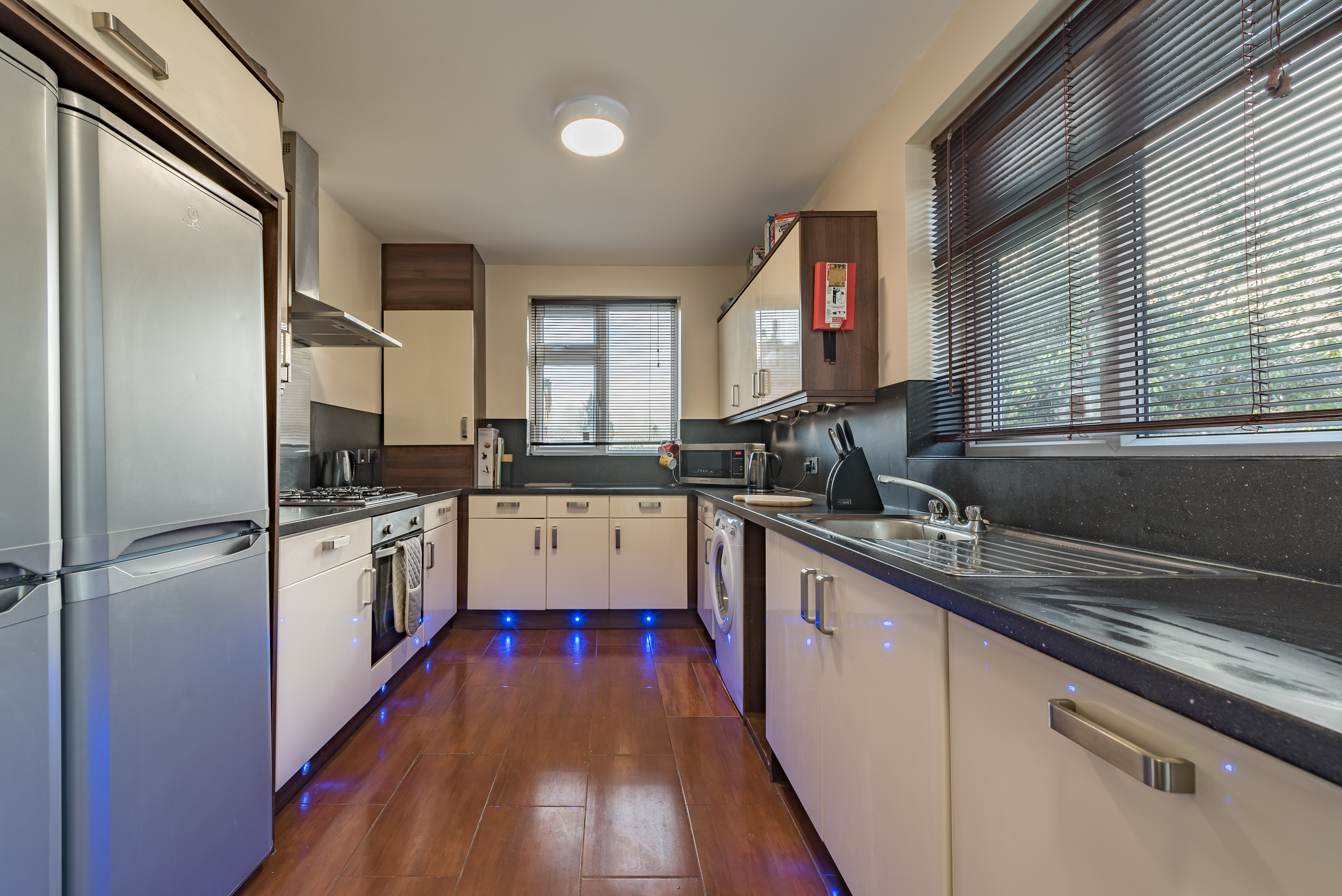 27 Langdale Gardens, Headingley, Leeds, LS6 3HB